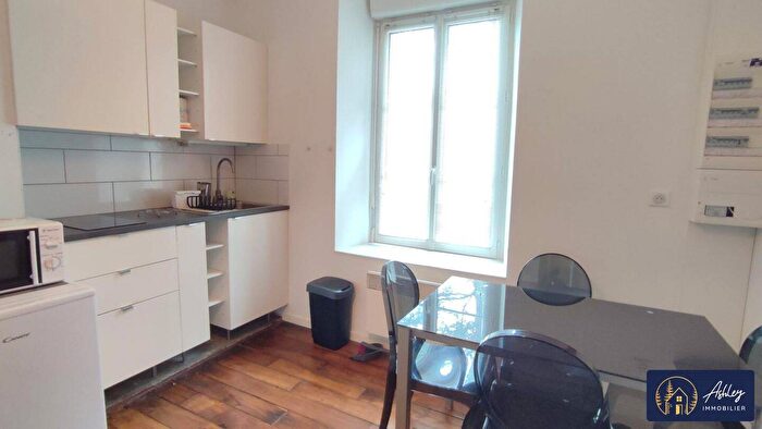 Appartement à louer - Neuvic - 2 pièces - 1 chambre