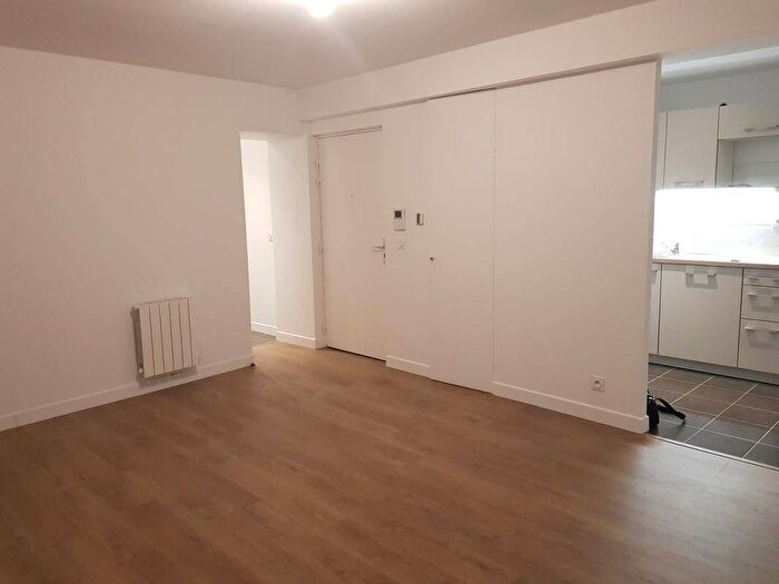 République-Gare-Porte de Paris, Saint-Denis - Appartement 3 pièces à louer