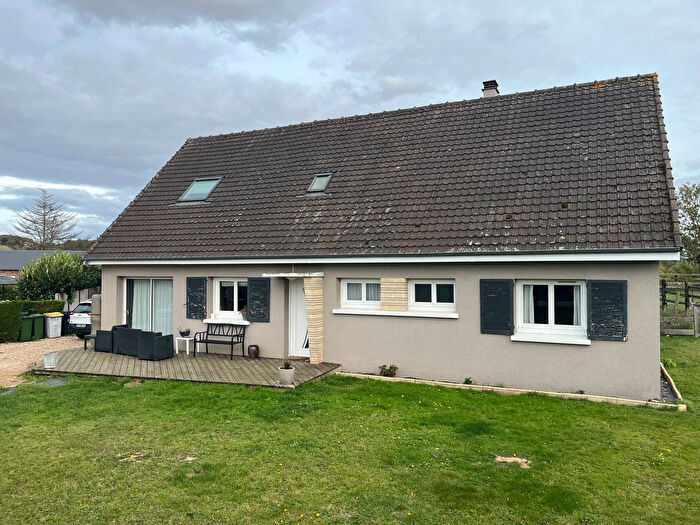 Maison à vendre - Beaumont-le-Roger - 8 pièces - 6 chambres