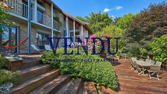 Maison à vendre - Saint-Germain-en-Laye, Centre-ville, Quartiers forestiers - 10 pièces - 5 chambres