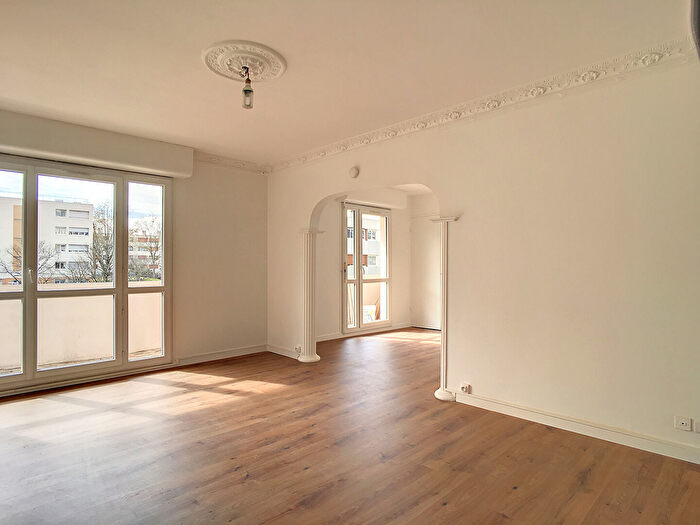 Appartement 3 pièces à louer à Rillieux-la-Pape, Ville nouvelle Nord