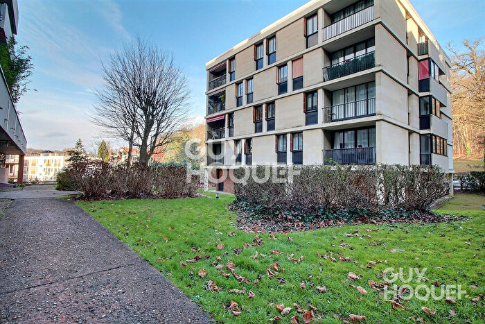 Appartement à vendre - Chaville, Doisu - 5 pièces - 3 chambres