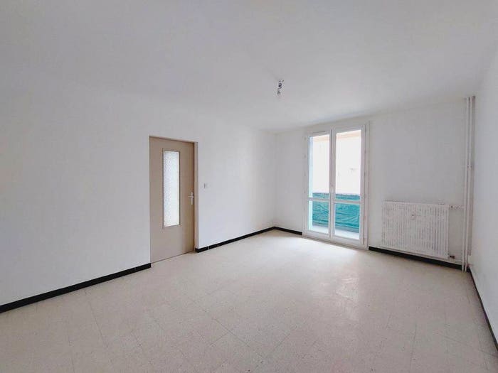 Temps Perdu-La Trinque, Manosque : Appartement 3 pièces à louer
