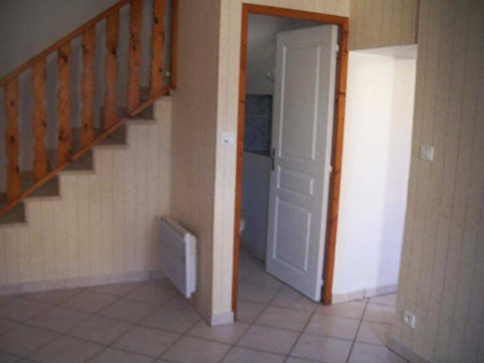 Anneyron : Maison 4 pièces à louer