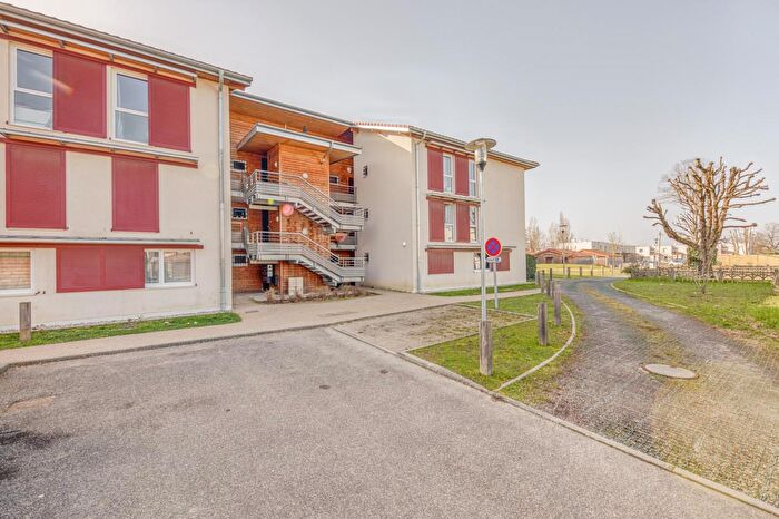 Balan : Appartement 4 pièces à louer