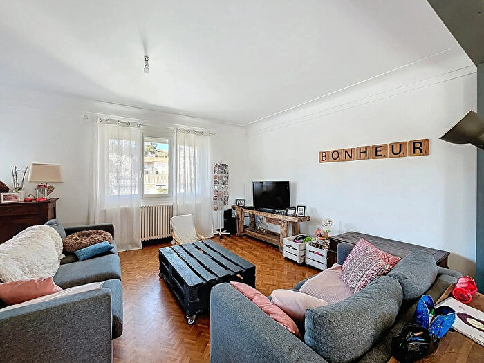 Maison 5 pièces à Périgueux, Saint-Georges, à vendre