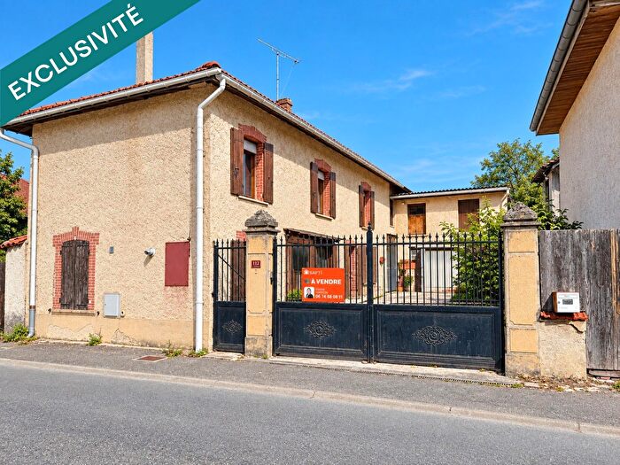 Maison 4 pièces à Saint-Siméon-de-Bressieux, à vendre