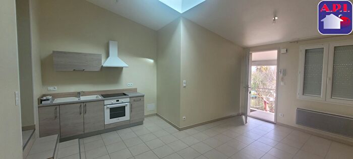 Appartement à louer - Miremont - 2 pièces - 1 chambre