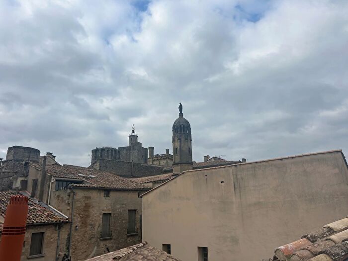 Appartement à louer - Uzès - 3 pièces - 2 chambres