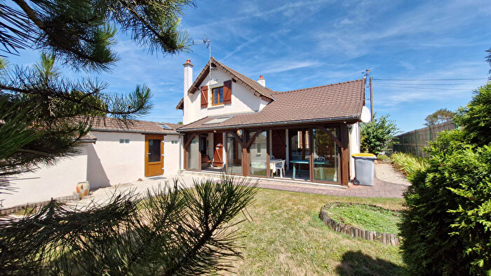 Maison 6 pièces à vendre à Saint-Flavy