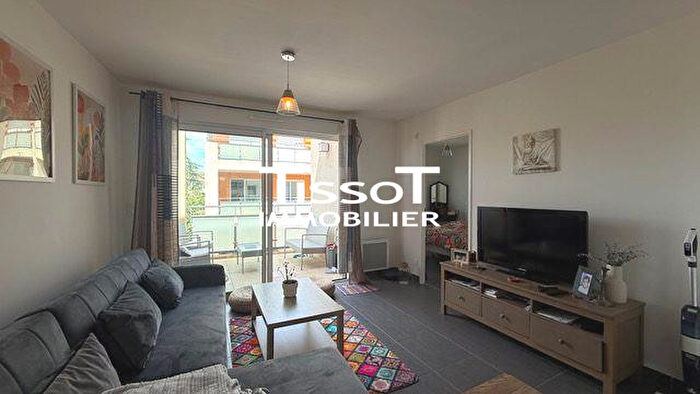 Nîmes, Ville Active : Appartement 2 pièces à vendre