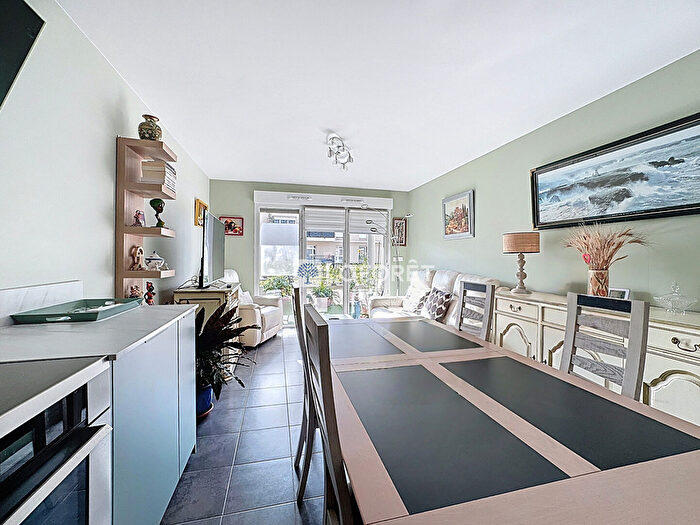 Appartement à vendre - Toulon, Font Pré - 3 pièces - 2 chambres