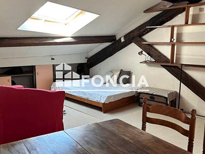 Antiquaire, Notre Dame, Grenoble : Appartement 1 pièce à louer