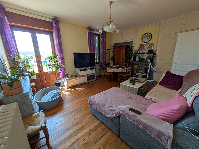 Le Coteau : Appartement 3 pièces à vendre