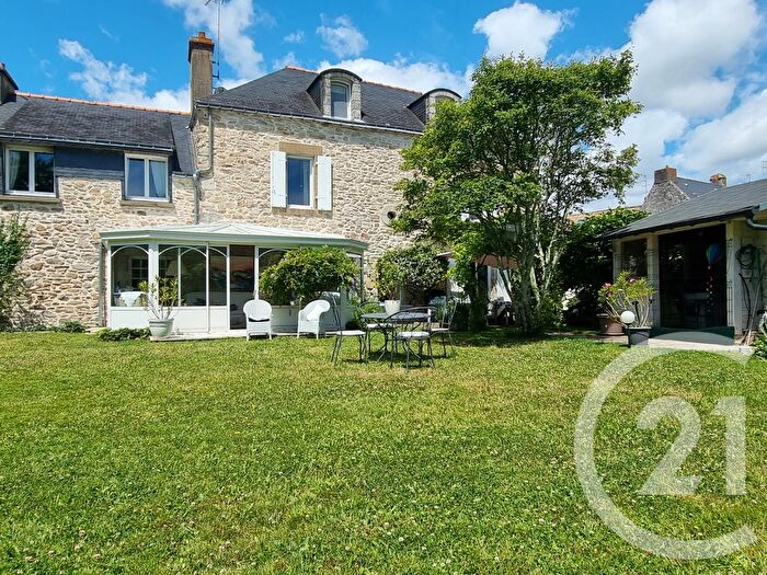Noyalo - Maison 8 pièces à vendre