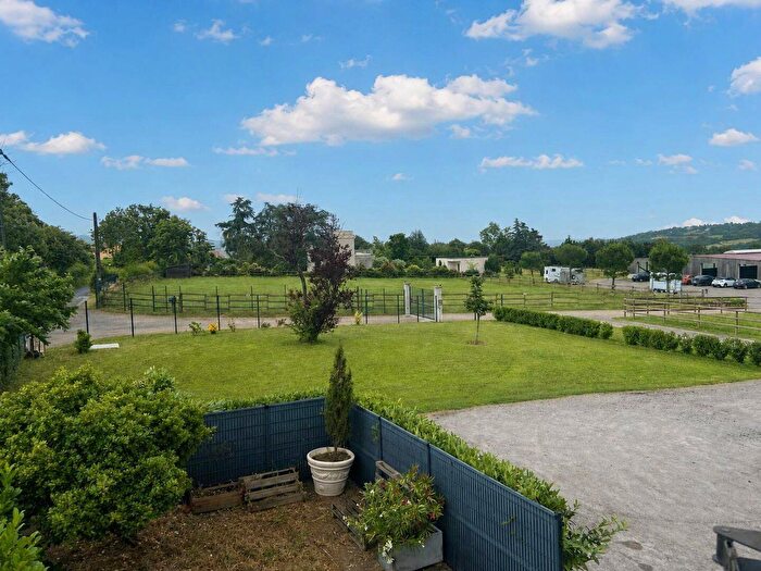 Dommartin : Appartement 4 pièces à louer