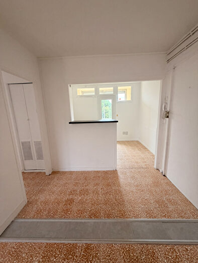 Appartement 4 pièces à vendre - Nîmes, Ville Active