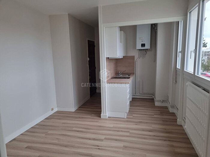 Appartement à louer - Geresmes-Bouillant, Crépy-en-Valois - 2 pièces - 1 chambre