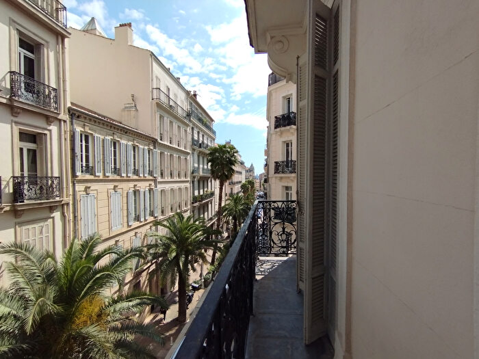 Appartement à vendre - Toulon, Haute-ville - 5 pièces - 3 chambres