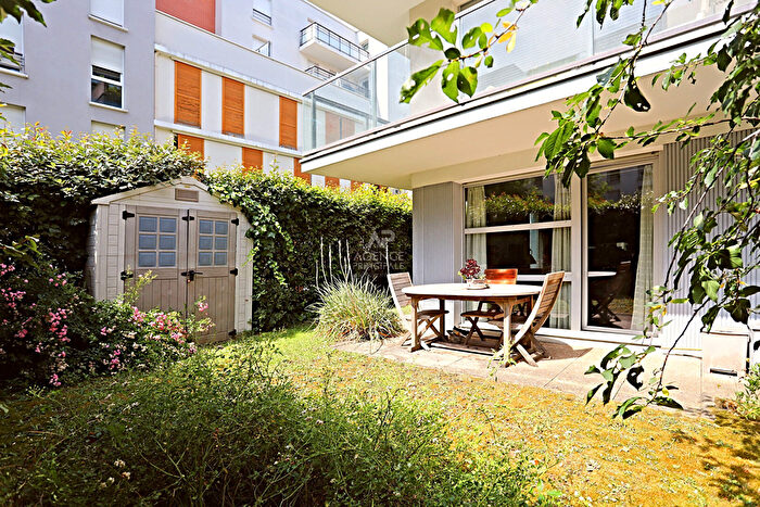 Appartement 4 pièces à vendre à Nanterre, Parc Sud