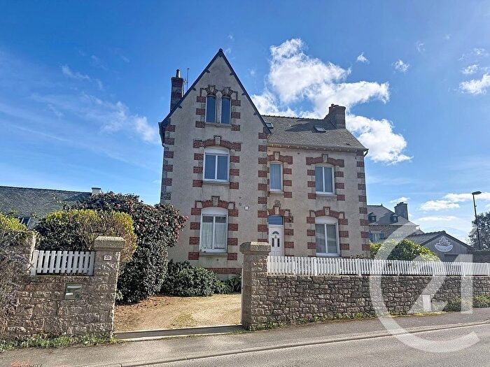 Maison à vendre - Paimpol - 8 pièces - 6 chambres