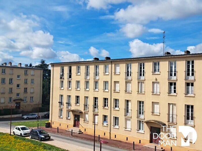 Appartement 3 pièces à Saint-Florent-sur-Cher, à vendre