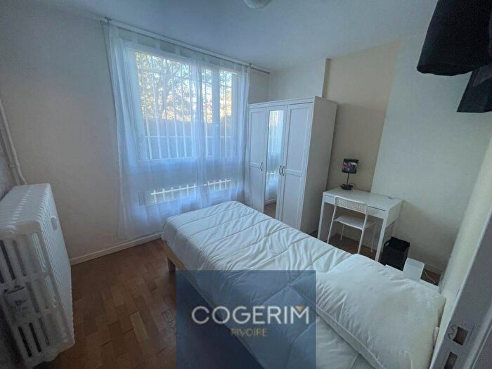 Appartement à louer - Le Bachut, Lyon ème arrondissement - 1 pièce