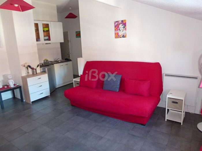 Appartement 1 pièce à Toulon, Haute-ville, à louer