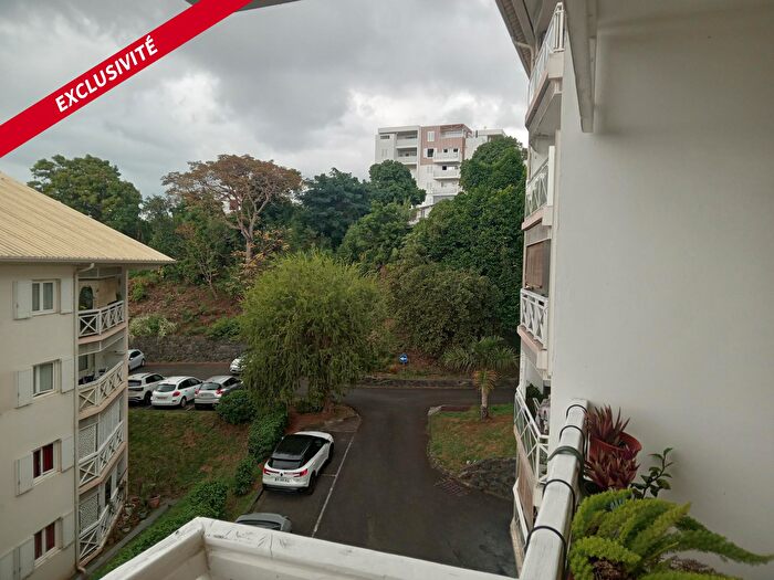 Saint-Denis, Le Moufia, Sainte-Clotilde : Appartement 4 pièces à vendre