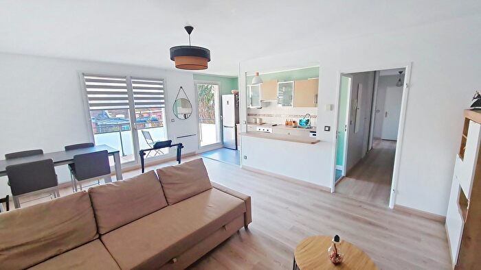 Appartement à vendre - Tourcoing, Centre-ville - 3 pièces - 2 chambres