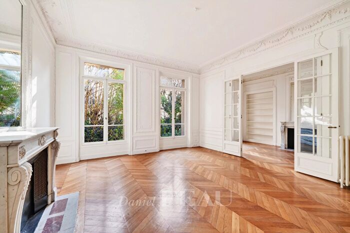 Appartement à louer - Paris e , Val de Grâce - 6 pièces - 3 chambres