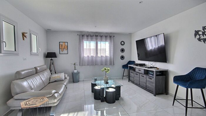 Maison à vendre - Chauvé - 5 pièces - 4 chambres