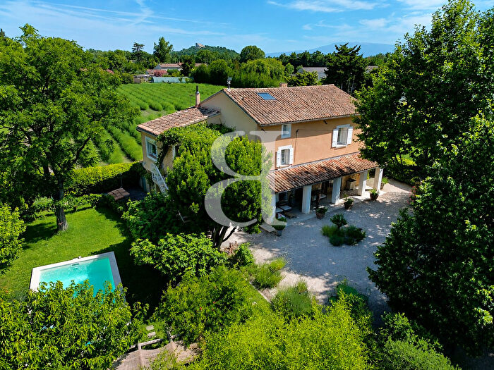 Maison 6 pièces à Le Thor, à vendre