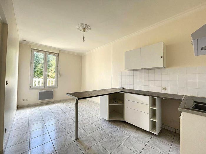 Sud, Villers-Saint-Paul - Appartement 1 pièce à louer