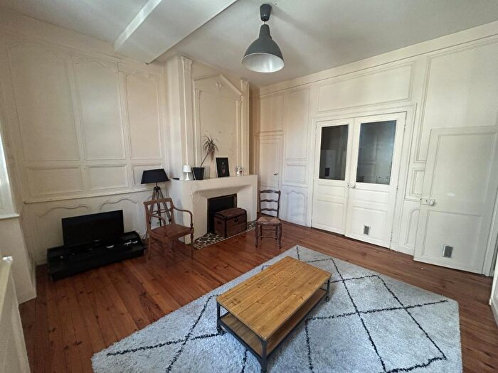 Appartement à louer - Mont-de-Marsan, Centre-ville - 2 pièces - 1 chambre