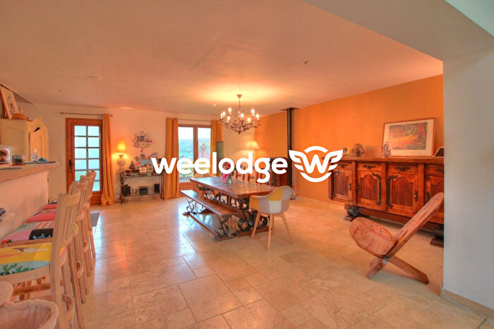 Maison à vendre - Lisieux - 7 pièces - 4 chambres