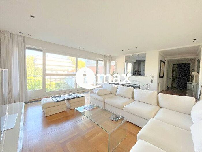 Appartement à louer - Parc dOrléans, Neuilly-sur-Seine - 2 pièces - 1 chambre