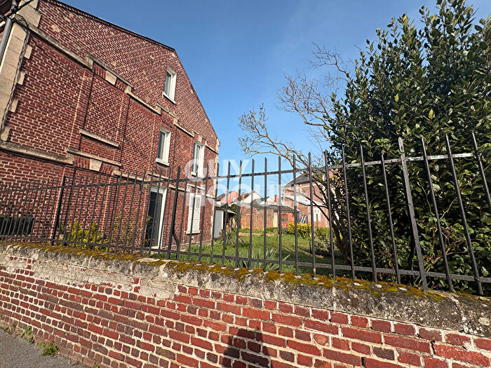 Maison à louer - Soissons, Saint-Waast - 4 pièces - 2 chambres