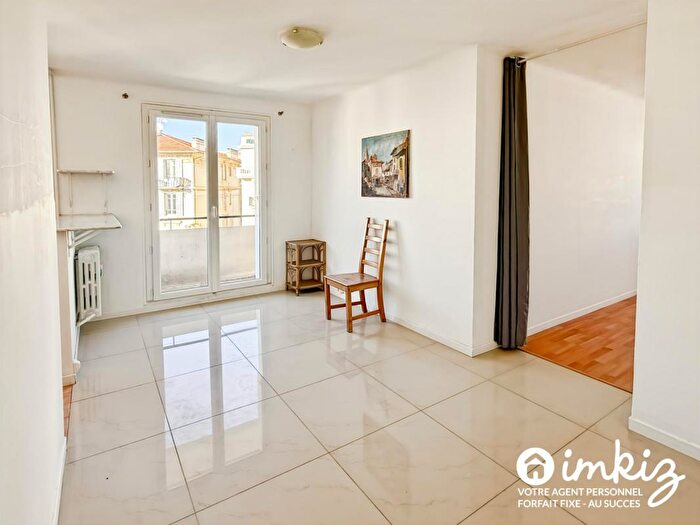 Nice, Parc Impérial, Le Piol : Appartement 2 pièces à vendre