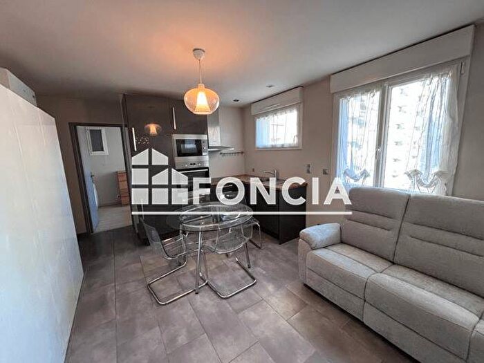 Appartement à louer - Abry, Grenoble - 3 pièces - 2 chambres