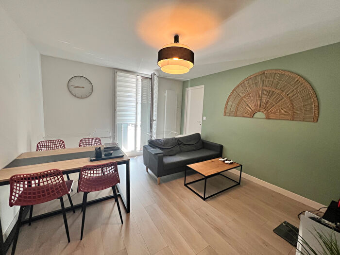 Appartement 4 pièces à louer à Grenoble, Eaux-Claires, Mistral