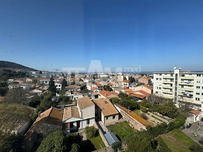 Appartement à louer - Mont Saint Clair-Hôtel de Ville, Sète - 3 pièces - 2 chambres