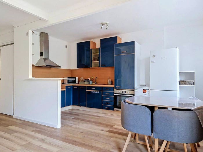 Appartement 2 pièces à Laval, Antibes, à louer