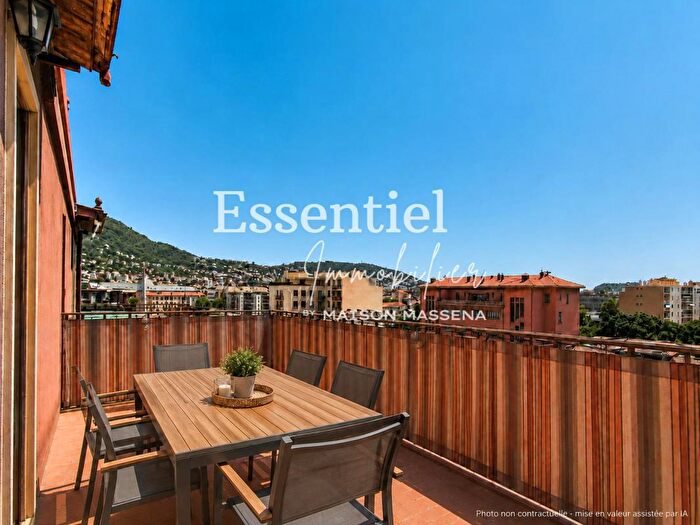 Nice, Pasteur : Appartement 4 pièces à vendre