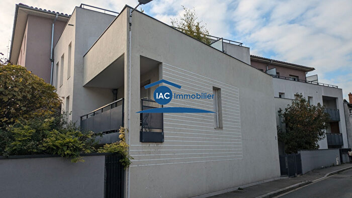 Appartement à vendre - Pierre-Bénite - 2 pièces - 1 chambre