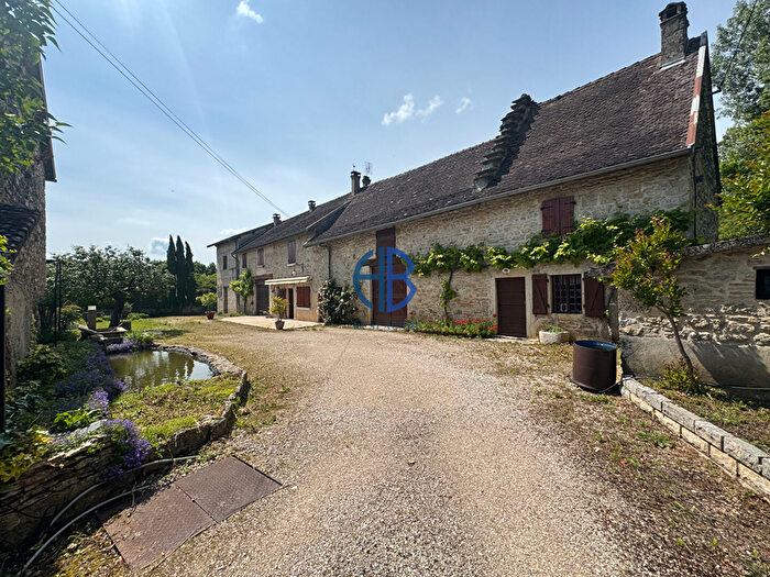 Maison à vendre - Montagnieu - 7 pièces - 4 chambres