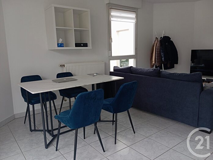Appartement à louer - Dijon, Toison dOr - 2 pièces - 1 chambre