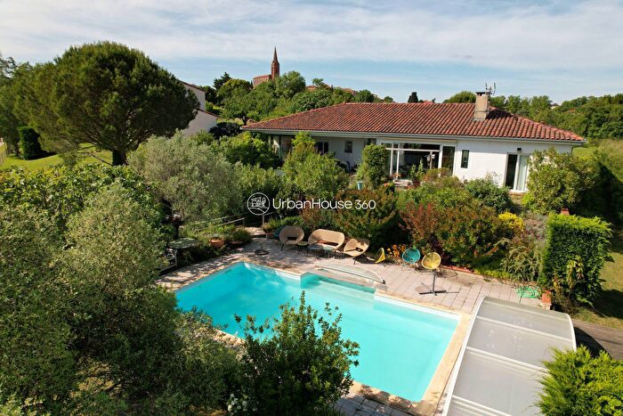 Maison à vendre - Caraman - 6 pièces - 4 chambres