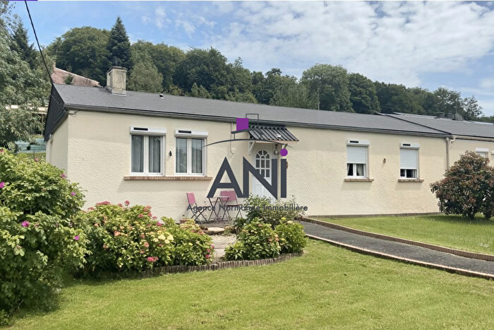 Maison 3 pièces à Val-de-Saâne, à vendre