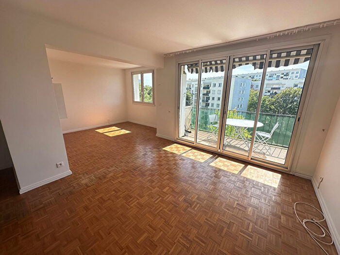 Appartement 4 pièces à vendre à Saint-Cloud, Fouilleuse, Val d'Or
